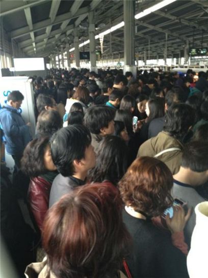 지하철 2호선 고장 11시 40분 정상운행이 목표 - 민중의소리