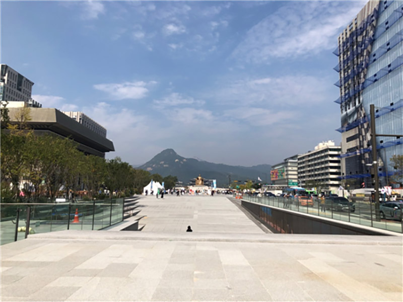 [우리 시대 기억과 공간] 도시의 시간 : 종각, 종로 그리고 광화문 광장 - 민중의소리