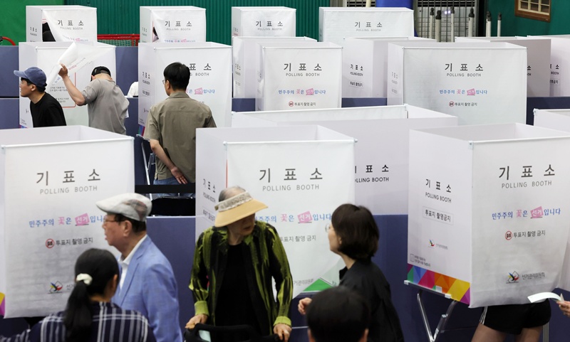 지방선거 투표율 오후 1시 46%…4년 전보다 7.7%p↑ - 민중의소리