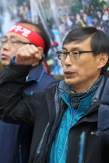 [포토] 김정훈 위원장 폭력 진압 규탄 - 민중의소리