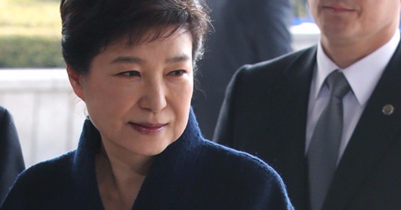 [속보] 검찰 “박근혜 답변 일률적이지 않아…진술 거부는 없어” - 민중의소리